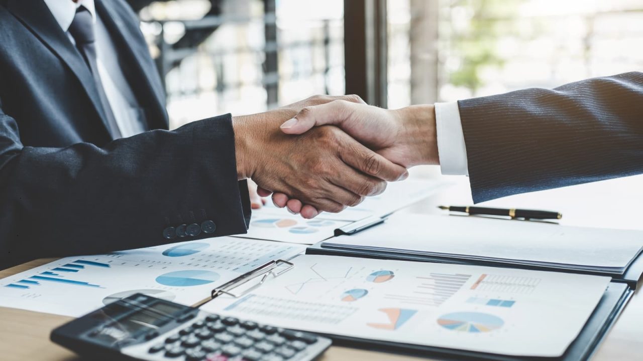 Exploring the Pros and Cons of Limited Partnerships: Unveiling 2 ...